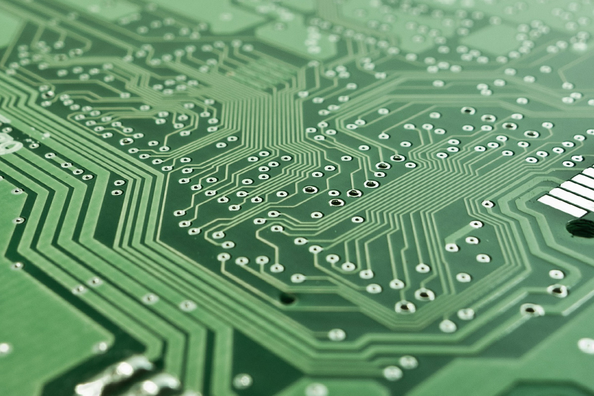 Immigration Boosts Canadian Tech Industries immigration-boosts-canadian-tech-industries