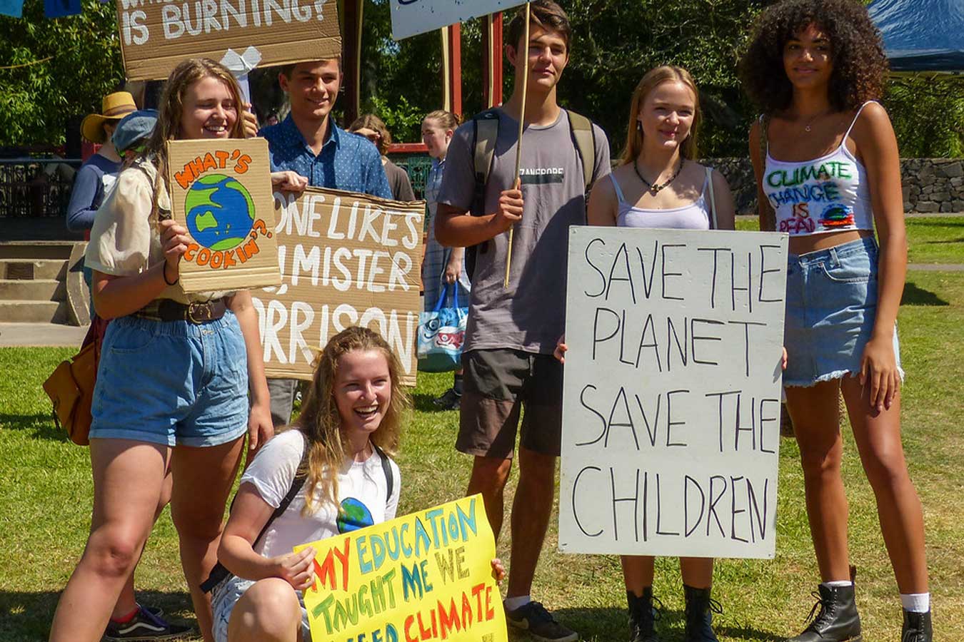 School Students Take to Streets in Global Climate Protest